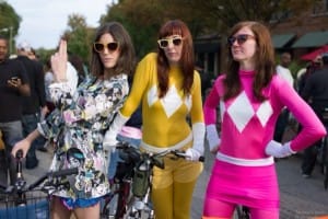 50 Alive Photography Poses Everyone Should Try