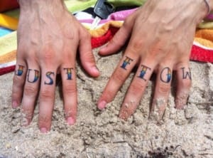 55 Cute Little Finger Tattoo Ideas to Try This Year