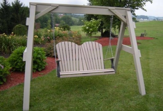 50 Impossibly cool swing set-ups for your home