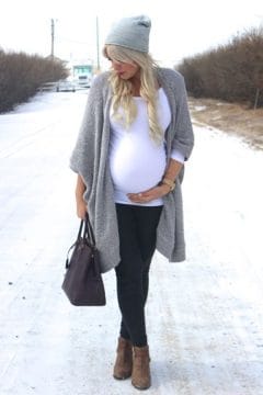 Stylize your Baby Bump with 40 Preggy Fashion Inspirations