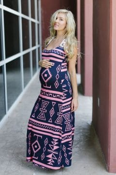 Stylize your Baby Bump with 40 Preggy Fashion Inspirations