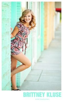 40 Fun Senior Year Picture Ideas Describing the Adventurous Wait