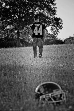 40 Fun Senior Year Picture Ideas Describing the Adventurous Wait