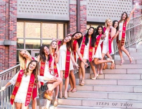 30 Best Friend Graduation Picture ideas – Buzz16