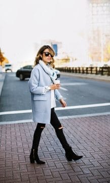 10 Light on Light Outfit Combinations Every Woman should know about