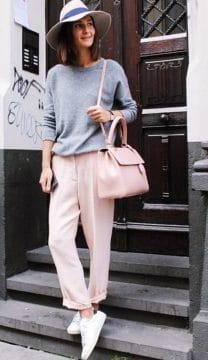 10 Light on Light Outfit Combinations Every Woman should know about