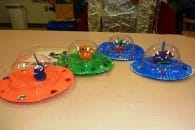 45 Playful & Easy Alien Craft Ideas for Kids – Buzz16