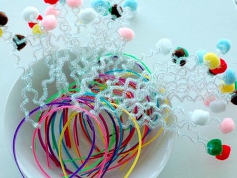 45 Playful & Easy Alien Craft Ideas for Kids – Buzz16