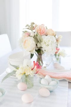 45 Easy Table Decoration Ideas with Flowers – Buzz16