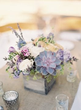 45 Easy Table Decoration Ideas with Flowers – Buzz16
