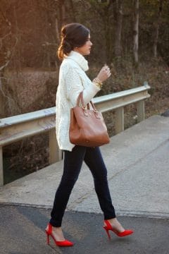 40 Attractive Ways to Wear Sweater in Work Places – Buzz16